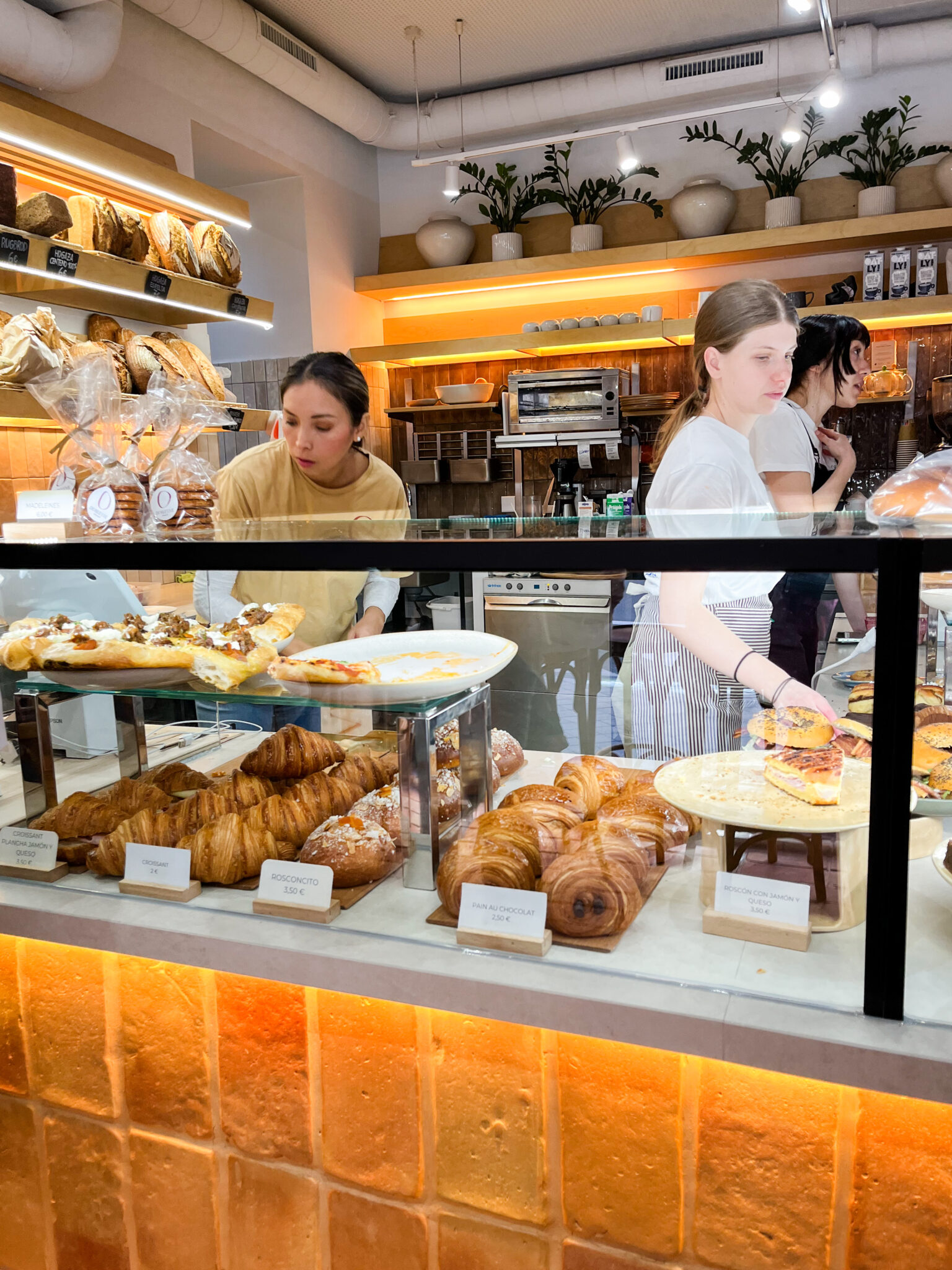 MADRID BEST ARTISAN BAKERIES FOR BREAD AND PASTRY LOVERS - Meriendas de Pasión